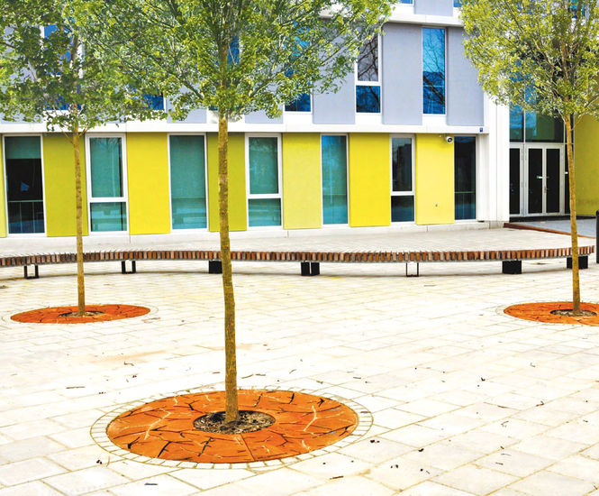 Tree Grilles Round | Streetlife