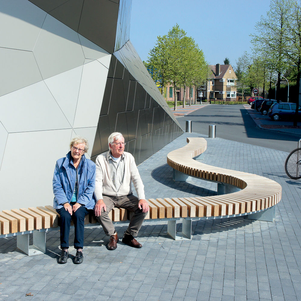 Rough&Ready Curved Benches | Streetlife | ESI External Works