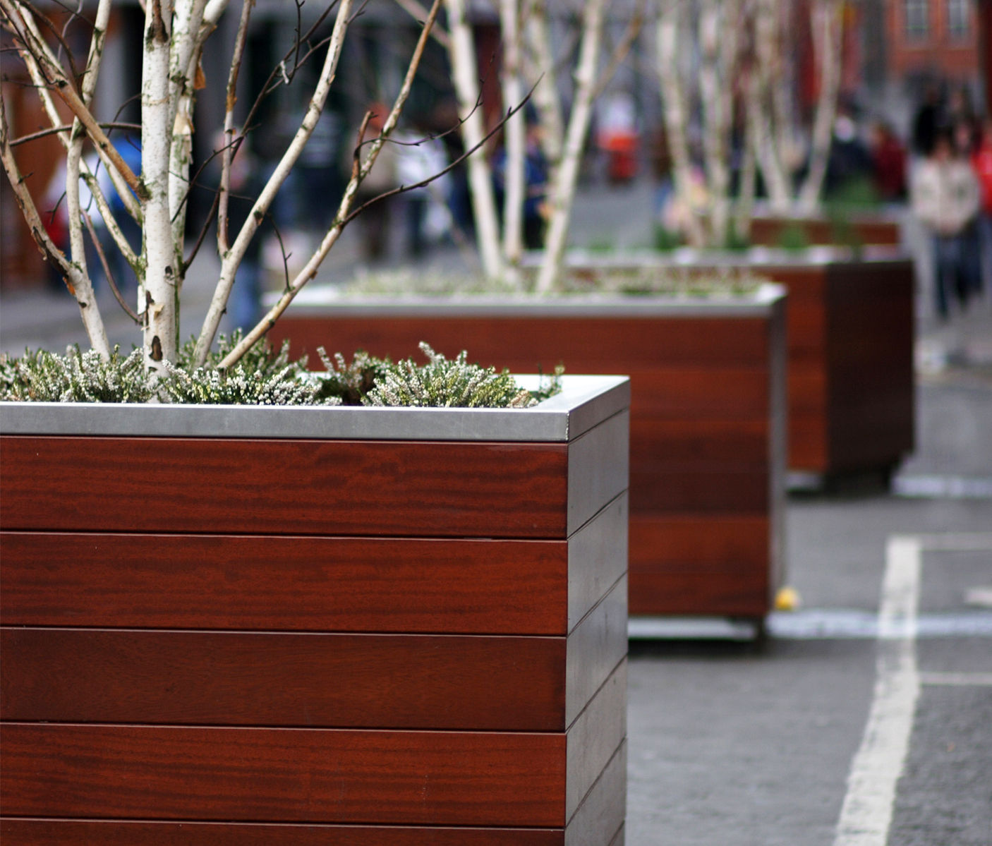 s39 galvanised steel and timber tree planter | Omos | ESI External Works