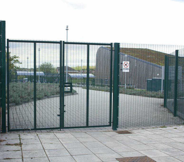 LockMaster™ single- and double-leaf swing gates | CLD Physical Security ...