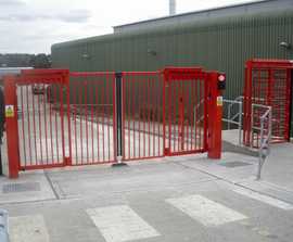 SpeedMaster™ bi-folding trackless speed gates | CLD Physical Security ...