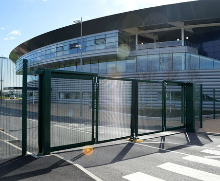 SpeedMaster™ bi-folding trackless speed gates | CLD Physical Security ...