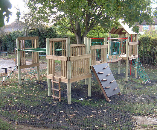 Jellywood timber climbing unit | Setter Play