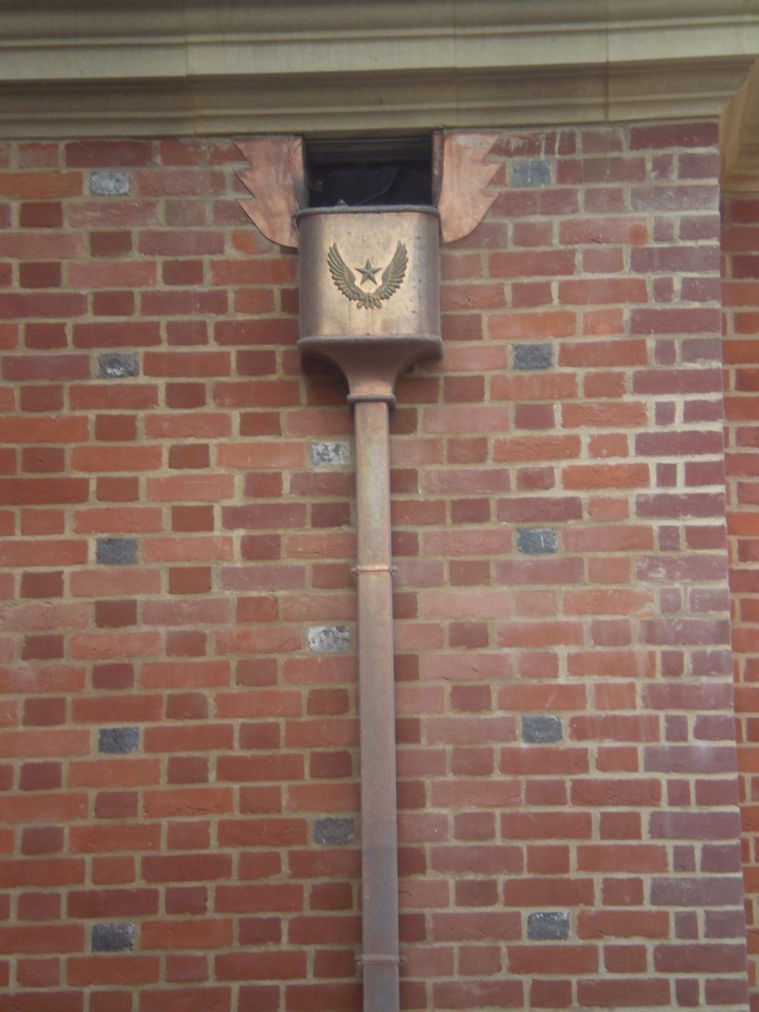 Copper downpipe and hidden gutters, stately home | Metal Gutta | ESI ...