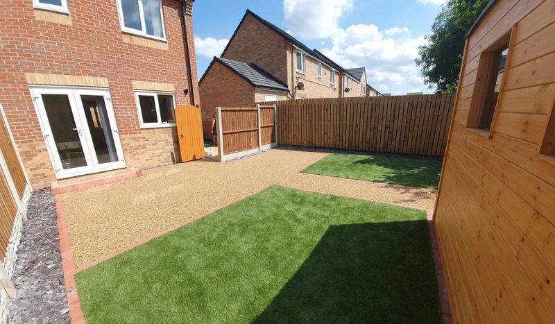 Terrabase Rustic resin surfacing for garden landscaping | Images