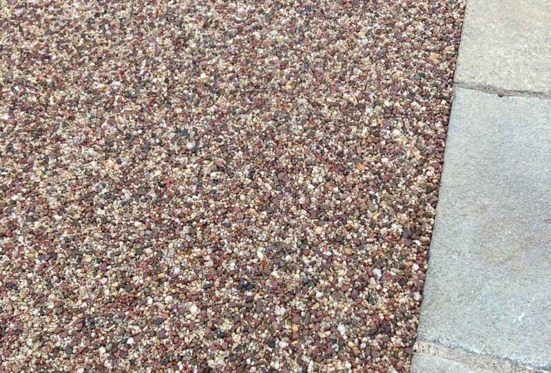 Porous resin bound surfacing for sloping driveway | Images
