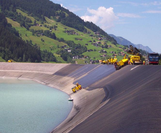 Dense Asphaltic Concrete impermeable barrier | WALO UK