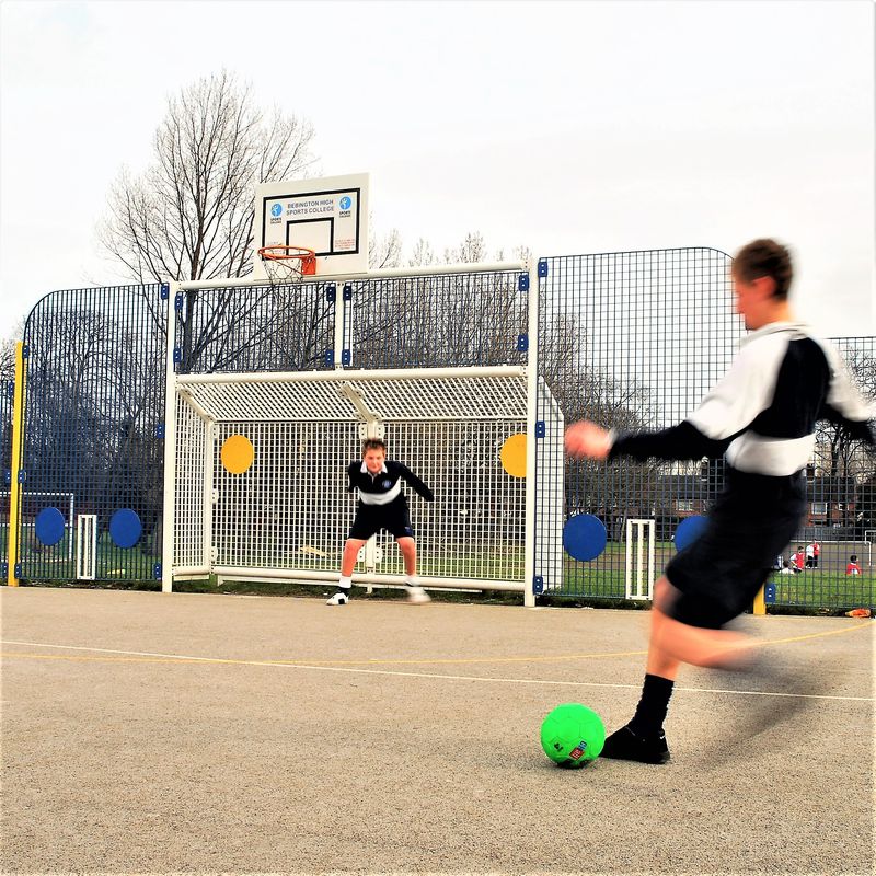 Steel MUGA goals and fencing | Images