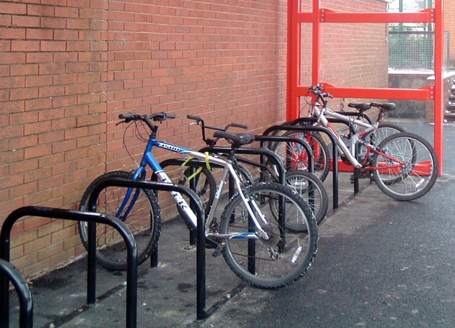 Galvanised steel cycle stands | Images