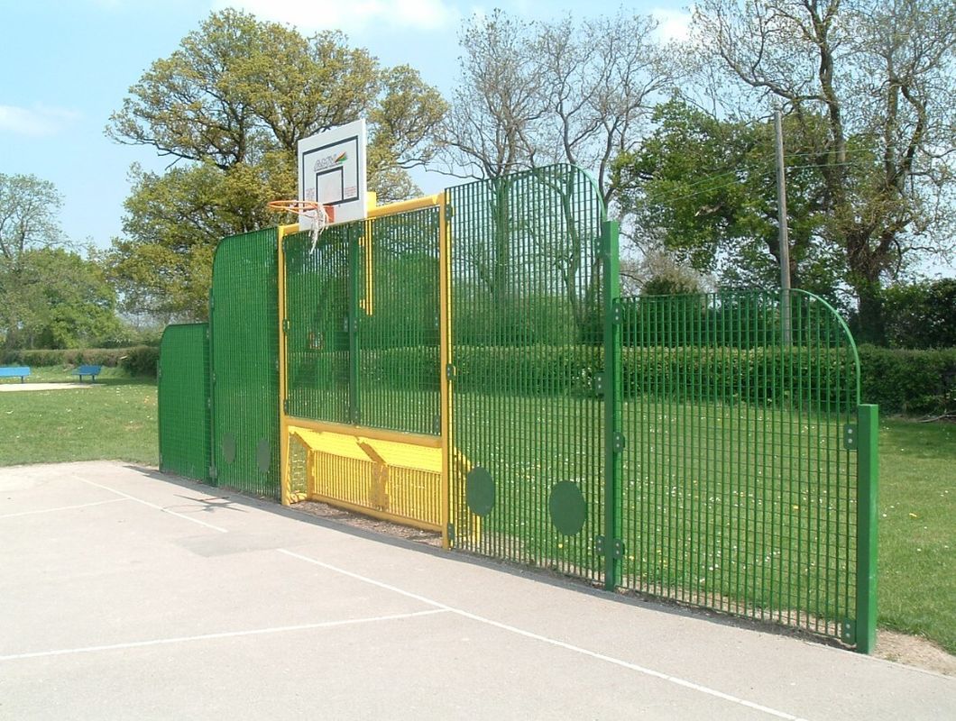 Steel MUGA goals and fencing | Images
