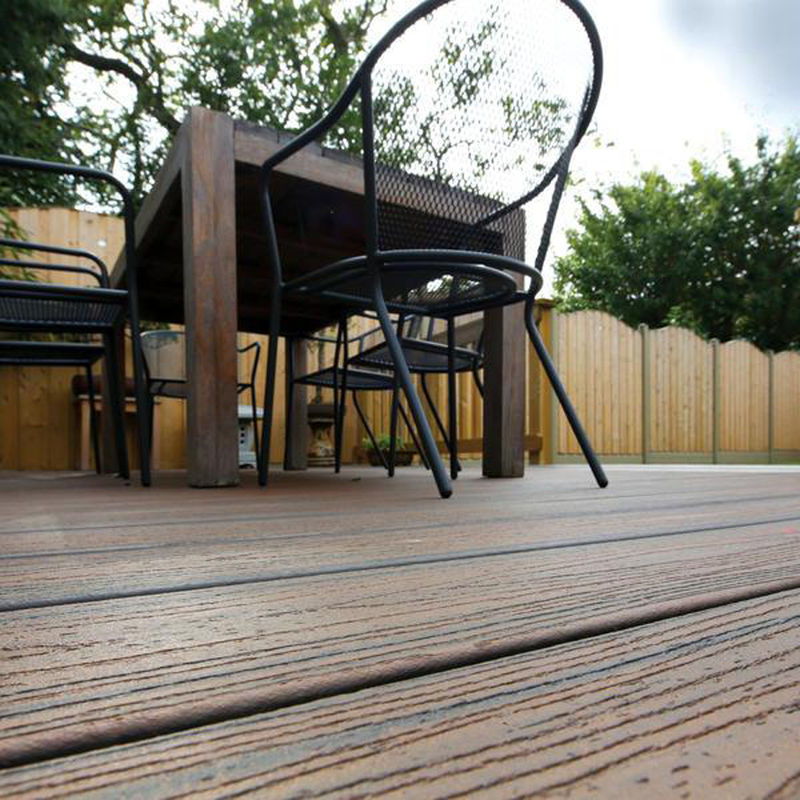 Trex® Transcend - composite decking with distinctive wood grain | Images