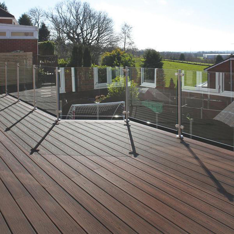 Trex® Transcend - composite decking with distinctive wood grain | Images
