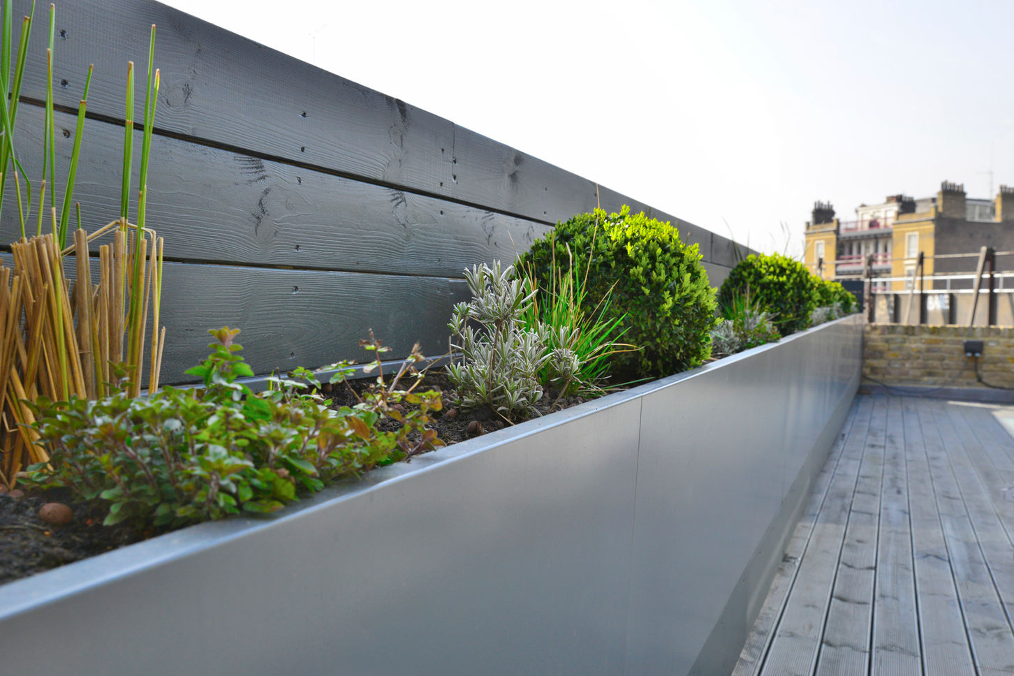 Bespoke steel trough planters, Borough Market residence | IOTA | ESI ...