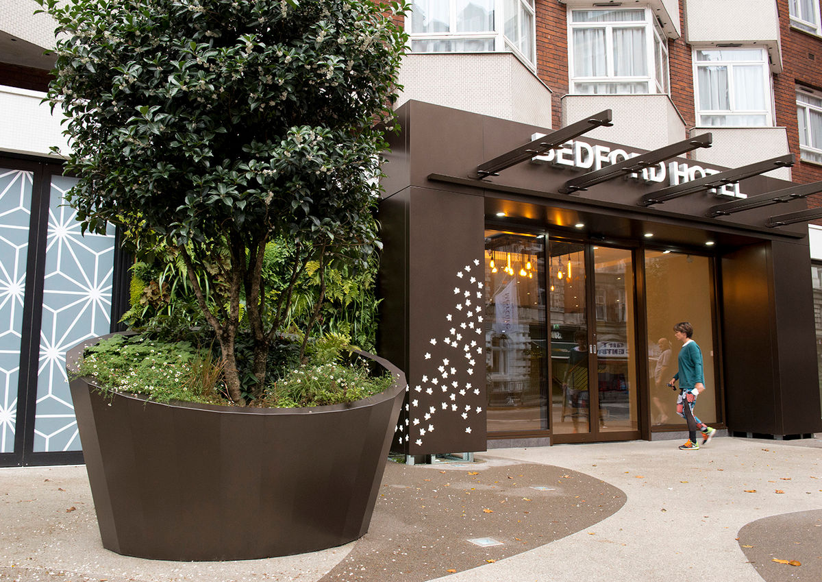 Bespoke steel planters for exterior of London hotel | IOTA | ESI ...