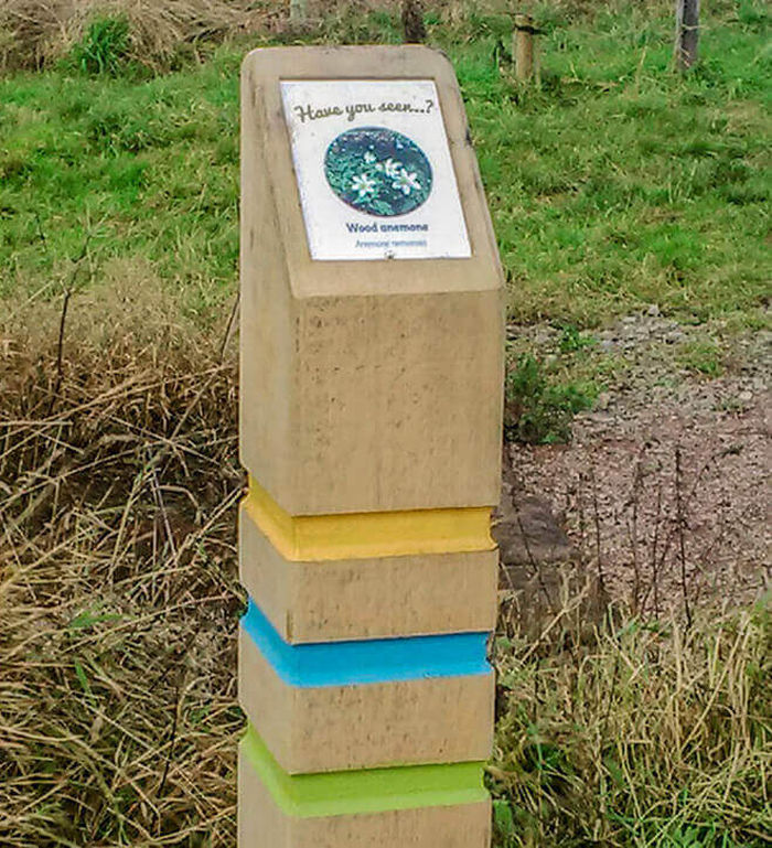 Images for Oxford 71007 timber waymarker post