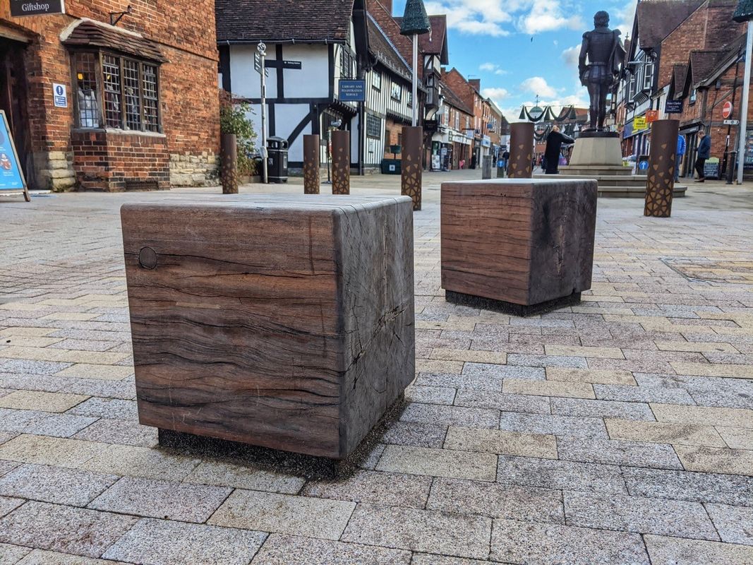 Images for Bespoke reclaimed timber seating – Stratford-upon-Avon