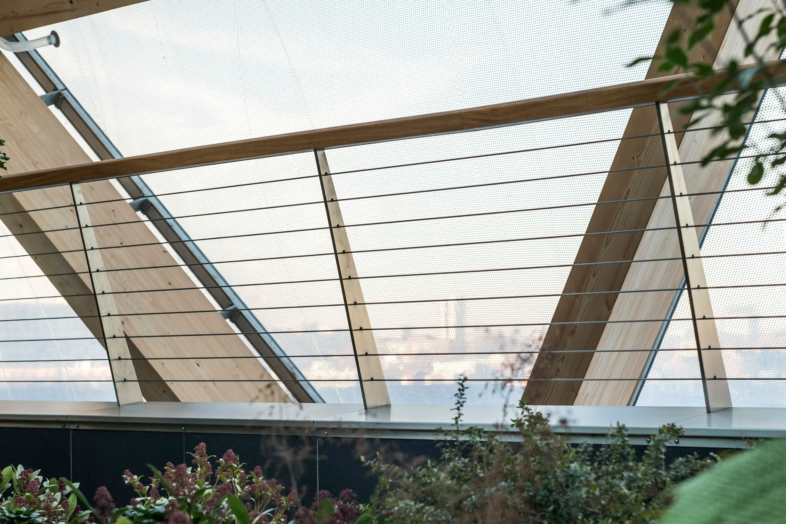 Jakob stainless steel wire rope balustrade infill | MMA Architectural ...