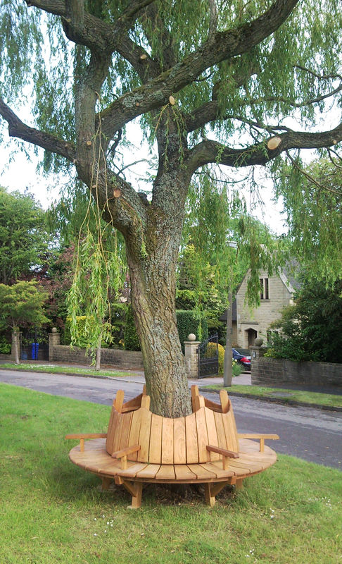 Bespoke timber tree seats | Images