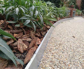 AluExcel landscape edging, Media City, Salford Quays | Kinley | ESI ...