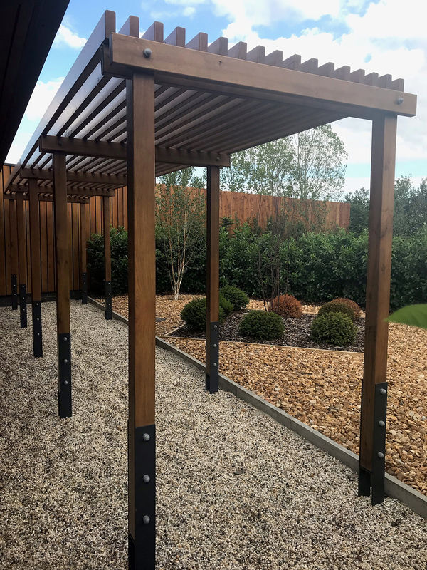 Bespoke oak pergola for Basildon Crematorium | Images