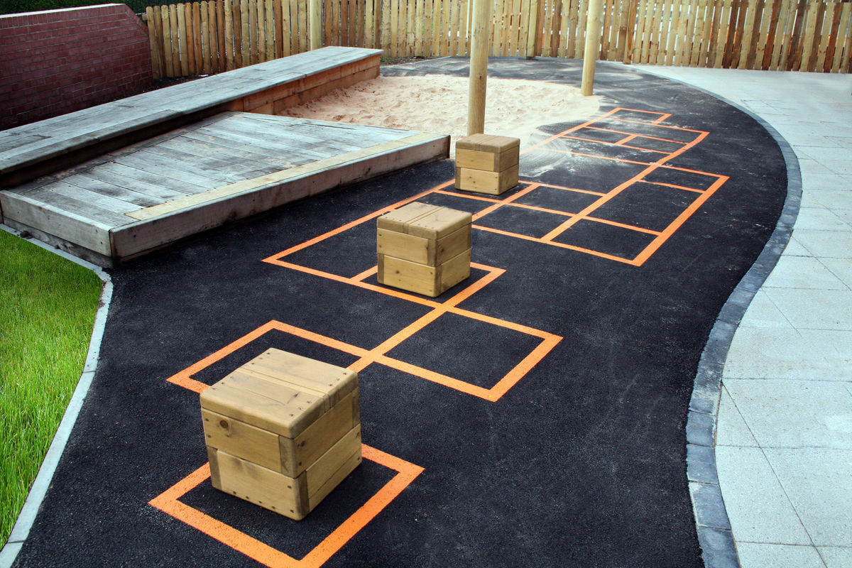 Sheldon Single Seater Cubed Bench Pod - SBN313 | Langley Design Street ...