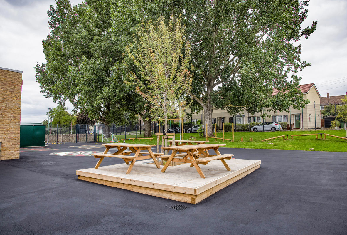 Kidbrooke Park Primary School, London | Images