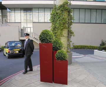 Composite patio planters | EXTERNAL WORKS