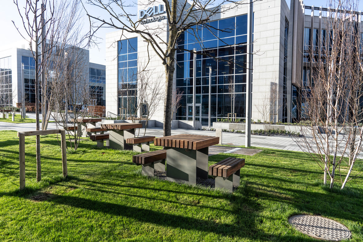 External seating for town centre and business hub | Images