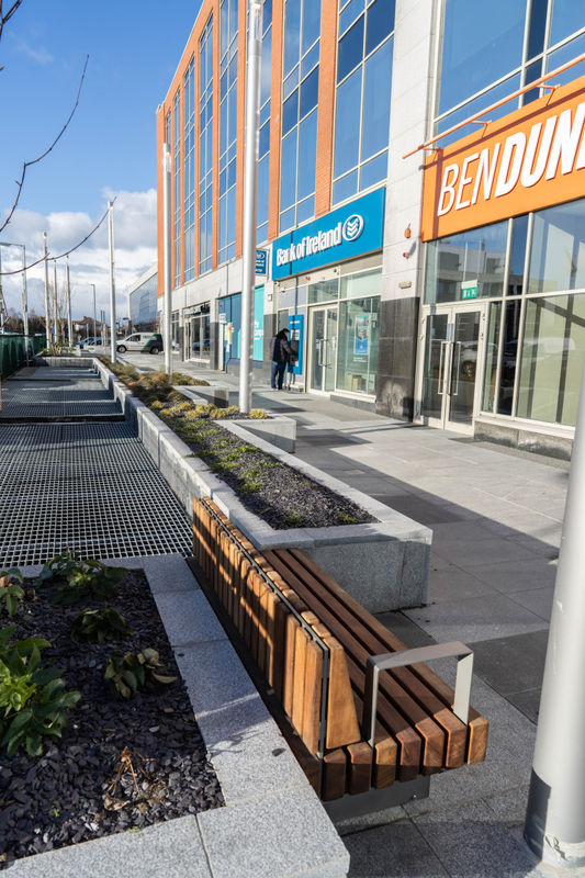 External seating for town centre and business hub | Images