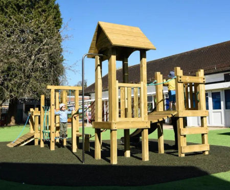 Balksbury – low–level multi–play unit | Broxap | ESI External Works