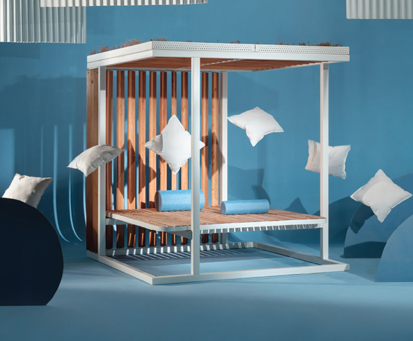 Cuby enclosed outdoor seating module for public spaces | mmcité UK ...