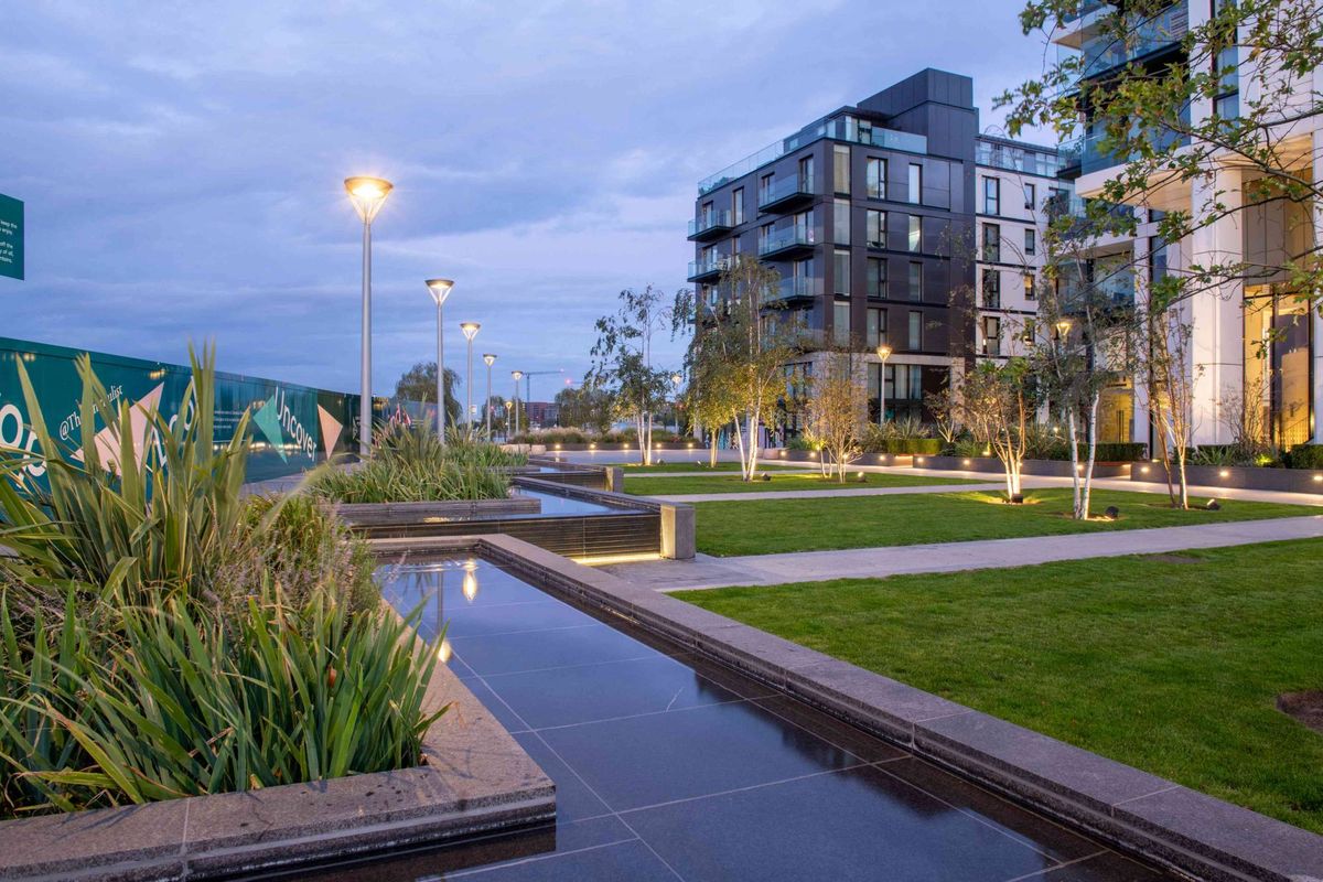 Raised mirror pools and cascades - Tidemill Square | Images