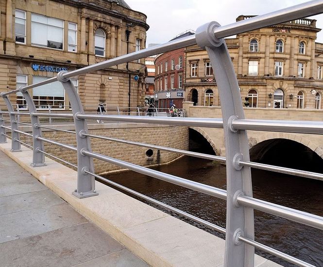 Quayside – ductile iron 5-rail curved railing system | Broxap