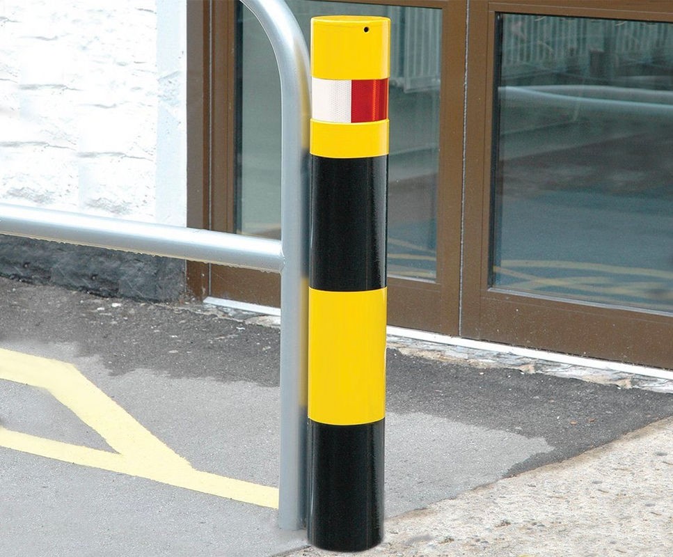 Heavy-duty security bollard | Images