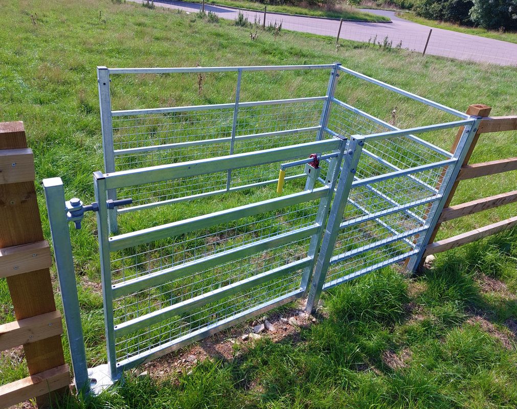 Steel Kissing Gates for Public Rights of Way | Images