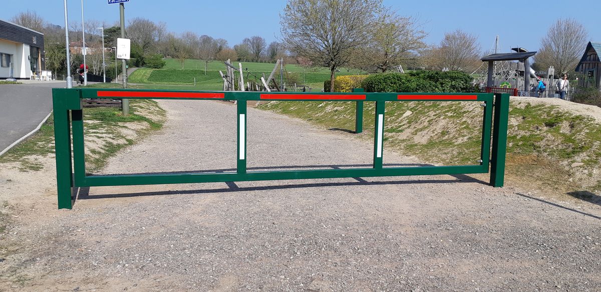 Vehicle barrier gates and Inhibitors | Images