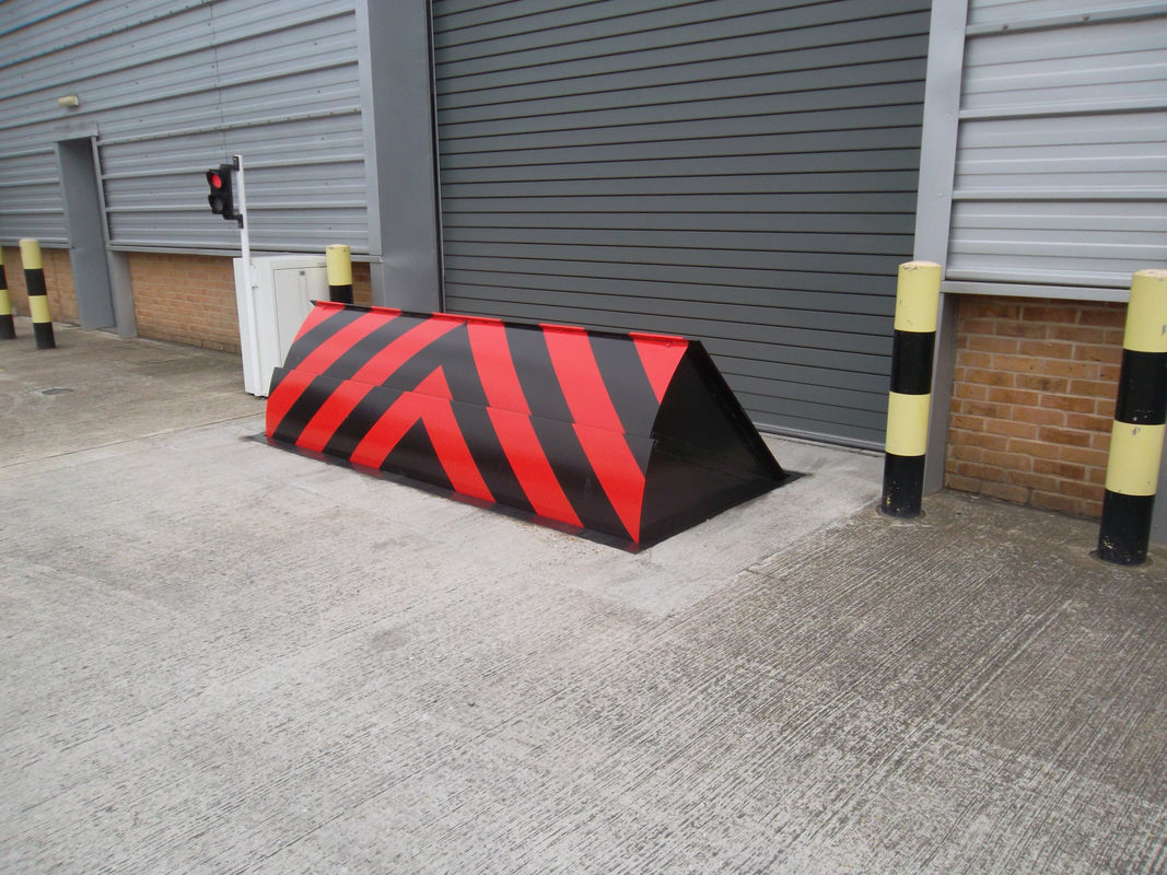 Images for PAS 68 Terra Blocker - 7.5t @50mph