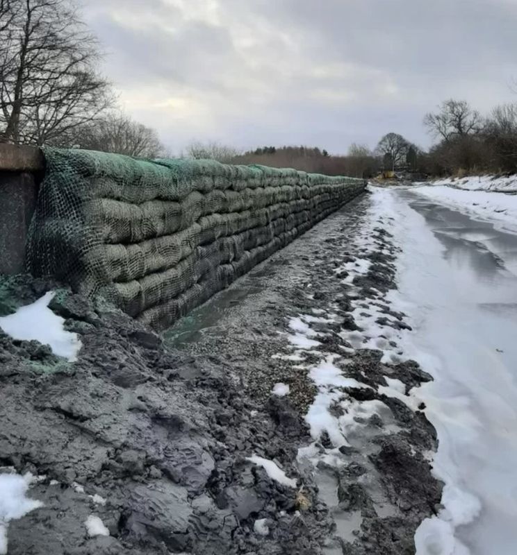 Flex MSE for retaining wall - Union Canal, Scotland | Images