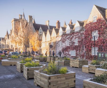 Creating an urban park with moveable planters in Oxford | WoodBlocX ...