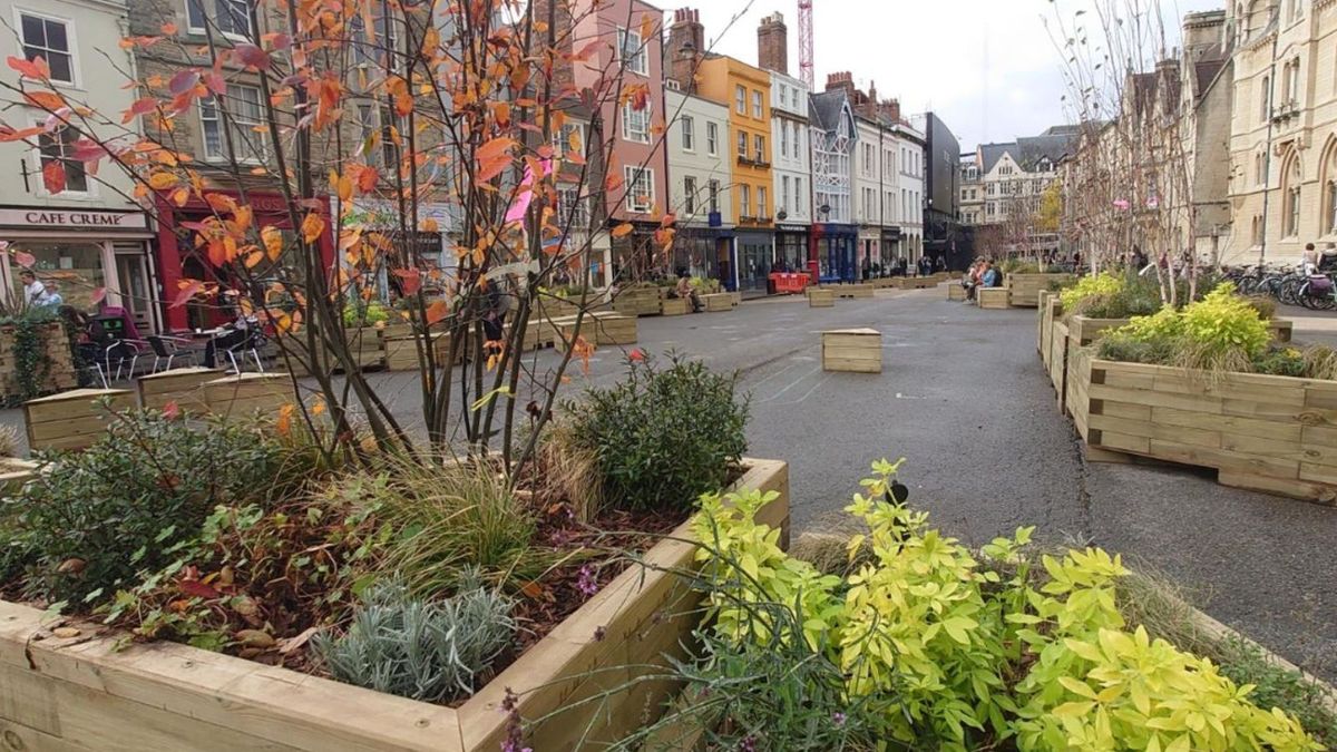 Images for Creating an urban park with moveable planters in Oxford