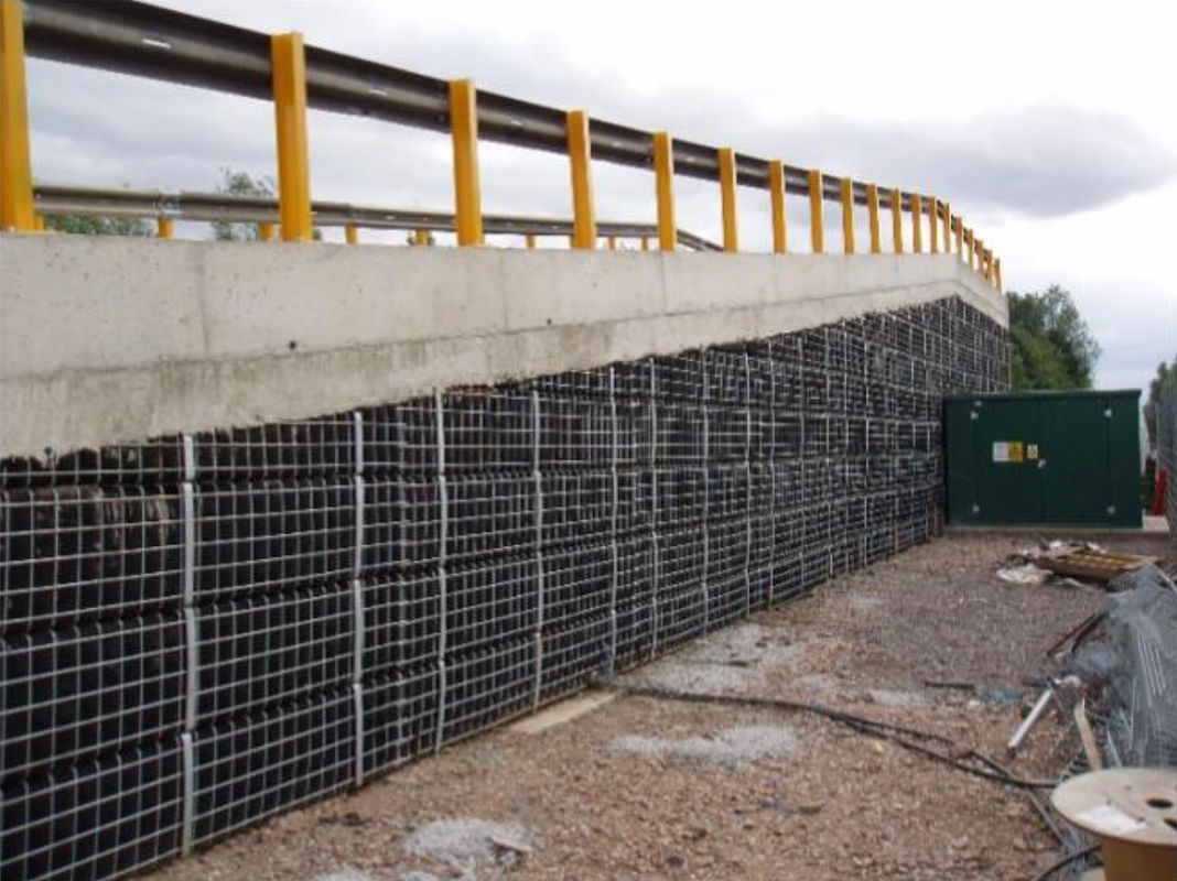 Images for Access ramp with vertical walls for temporary crusher at quarry