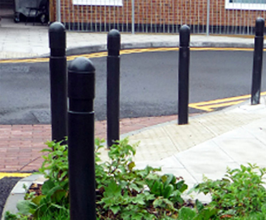 Images for EB400 - slimline MDPE bollard with galvanised steel core