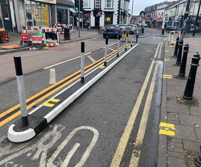 RediPave Splitter and Jislon Satellite Islands | Rediweld Traffic Products