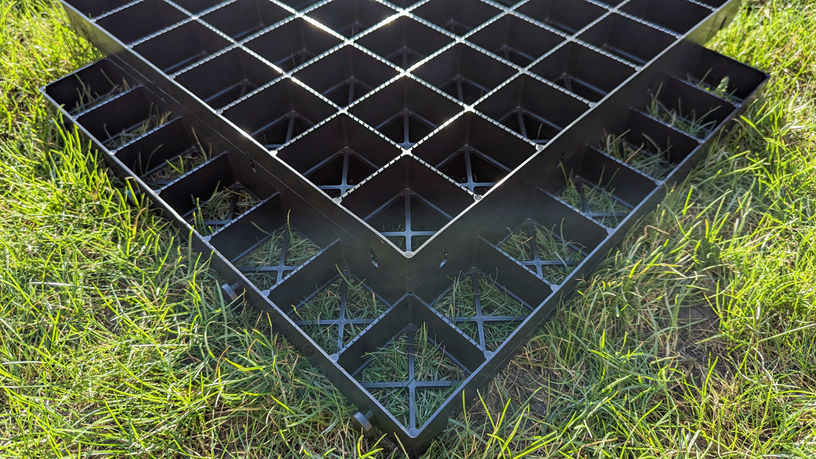 IBRAN-X heavy-duty grass parking grids | IBRAN | ESI External Works
