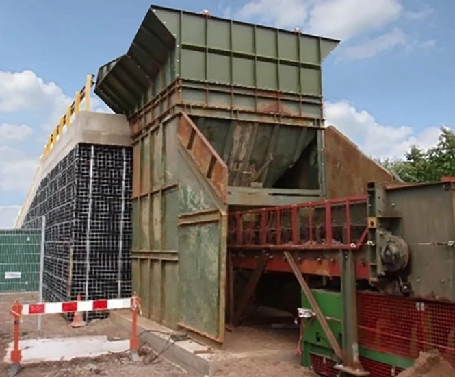 Access ramp with vertical walls for temporary crusher at quarry ...