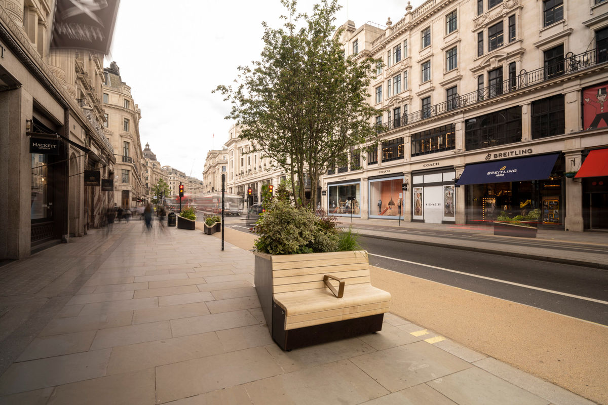 Images for Bespoke benches to integrate with planters on Regent Street