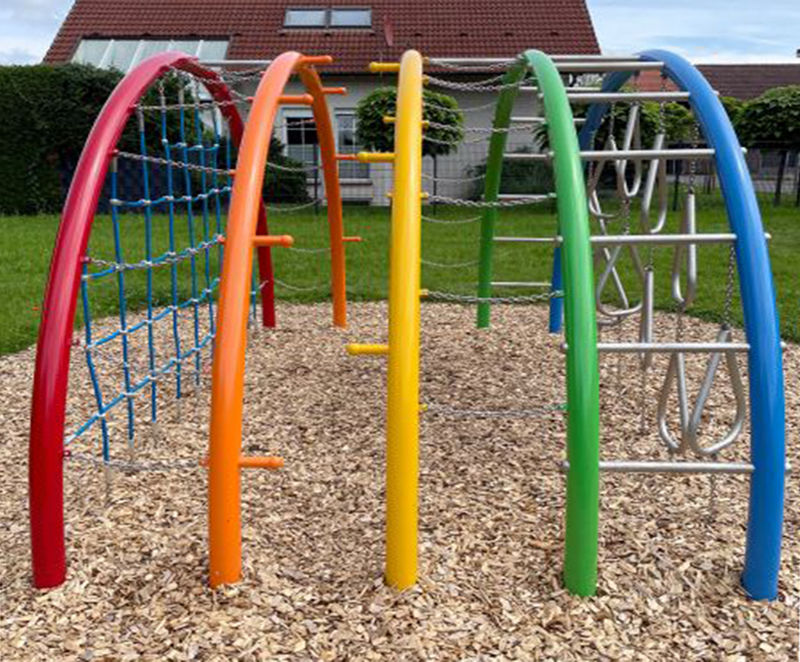 Climbing Arches Rainbow 200 multi play and modular play system | Images