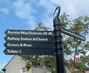 Finger post signs | EXTERNAL WORKS