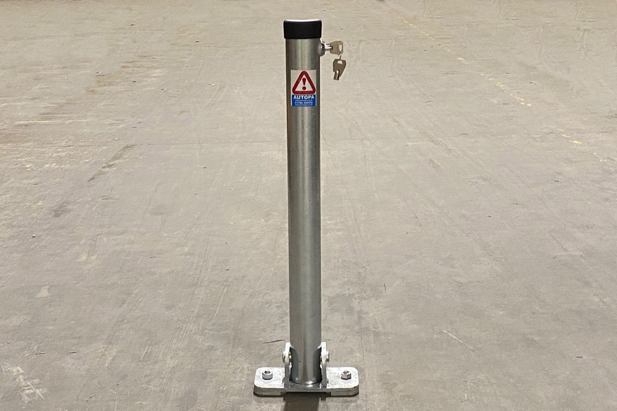 Images for AUTOPA hinged, lockable parking posts
