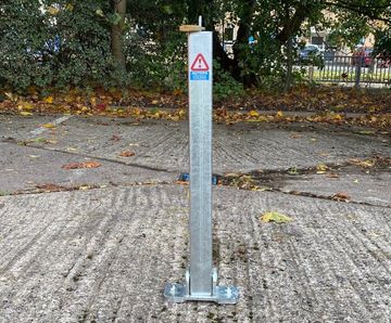 Hinged parking posts | EXTERNAL WORKS